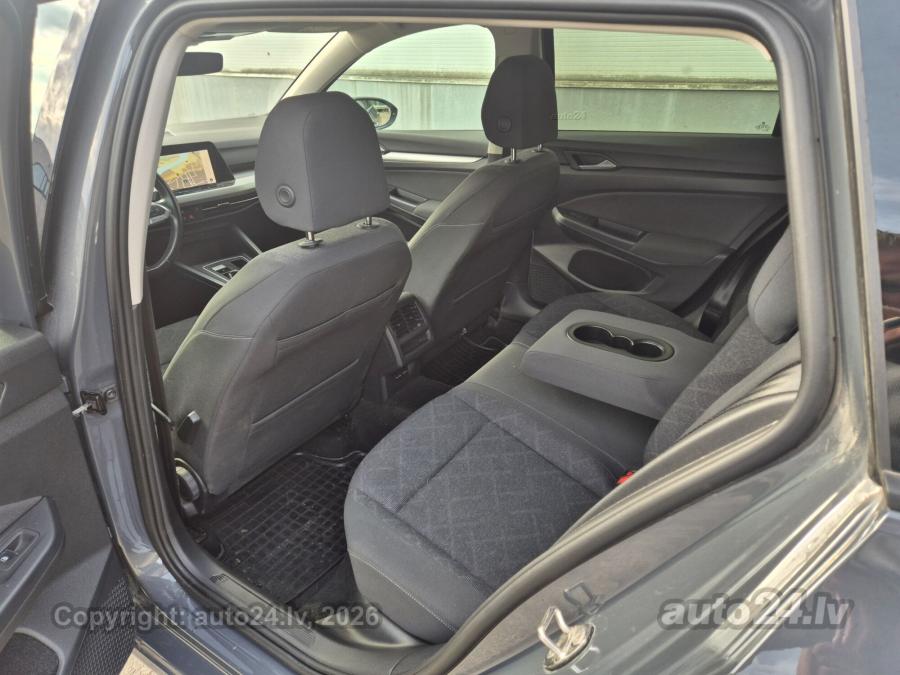Grey Volkswagen Golf 2021 in Parnu, with an engine capacity of 2.00 L and mileage of 210 thousand km for 14700 €, photo 10 on AUTOMOTO.COM.LV