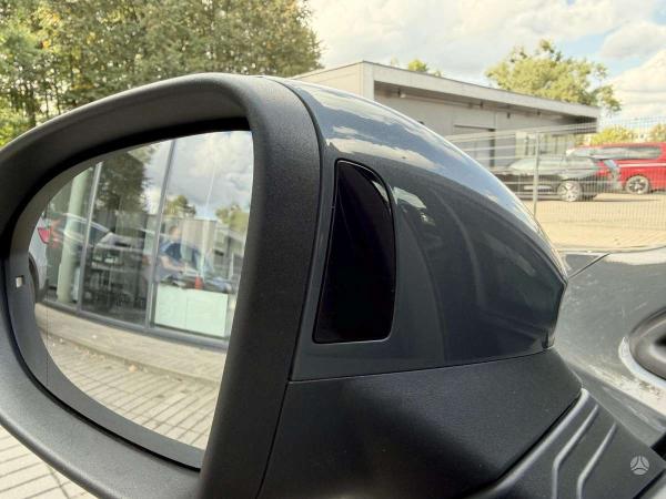 Volkswagen Golf 2021 Kauņa vietnē Pelēks Volkswagen Golf 2021 Kauņa, ar dzinēja tilpumu 1.50 L un nobraukumu 189 tūkst. km par 14900 €, foto 6 vietnē AUTOMOTO.COM.LV