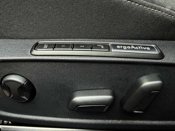 Volkswagen Golf 2021 Kauņa vietnē Pelēks Volkswagen Golf 2021 Kauņa, ar dzinēja tilpumu 1.50 L un nobraukumu 189 tūkst. km par 14900 €, foto 11 vietnē AUTOMOTO.COM.LV