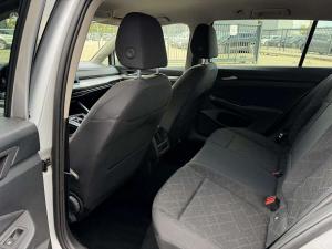 Grey Volkswagen Golf 2021 in Kaunas, with an engine capacity of 1.00 L and mileage of 220 thousand km for 10800 €, photo 12 on AUTOMOTO.COM.LV