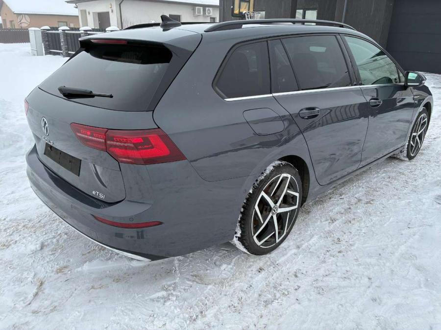 Grey Volkswagen Golf 2022 in Panevezys, with an engine capacity of 1.50 L and mileage of 90 thousand km for 13500 €, photo 3 on AUTOMOTO.COM.LV