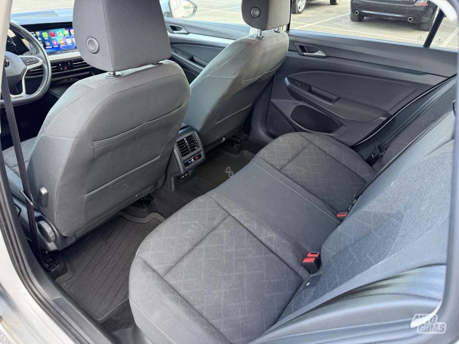Grey Volkswagen Golf 2022 in Vilnius, with an engine capacity of 1.50 L and mileage of 186 thousand km for 14600 €, photo 12 on AUTOMOTO.COM.LV