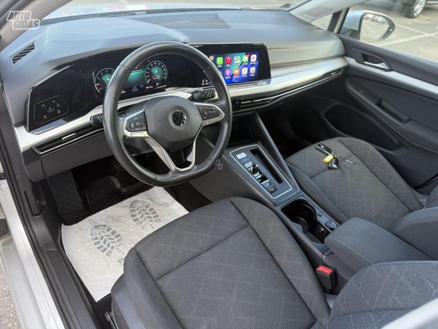 Grey Volkswagen Golf 2022 in Vilnius, with an engine capacity of 1.50 L and mileage of 186 thousand km for 14600 €, photo 17 on AUTOMOTO.COM.LV