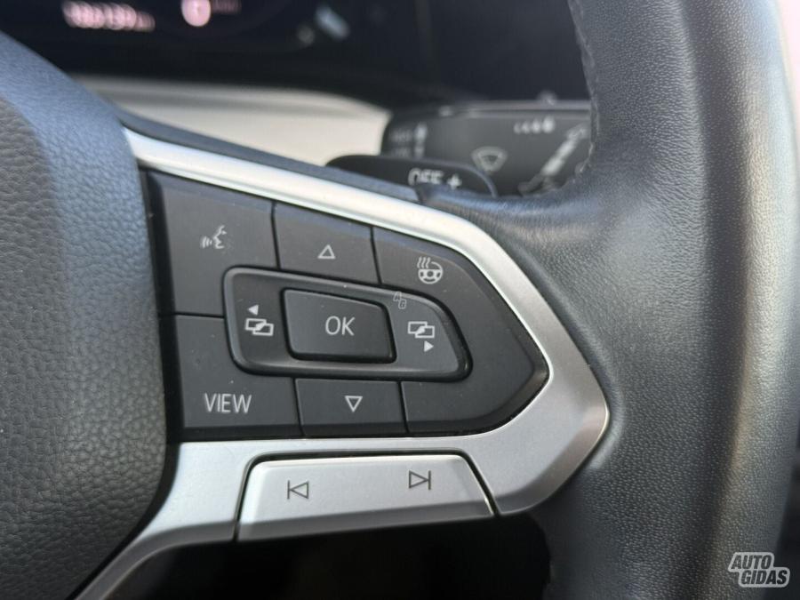 Grey Volkswagen Golf 2022 in Vilnius, with an engine capacity of 1.50 L and mileage of 186 thousand km for 14600 €, photo 24 on AUTOMOTO.COM.LV