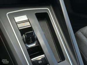 Grey Volkswagen Golf 2022 in Vilnius, with an engine capacity of 1.50 L and mileage of 186 thousand km for 14600 €, photo 28 on AUTOMOTO.COM.LV
