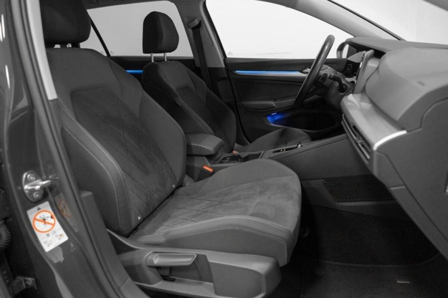 Pelēks Volkswagen Golf 2022 Viļņa, ar dzinēja tilpumu 2.00 L un nobraukumu 195 tūkst. km par 14900 €, foto 10 vietnē AUTOMOTO.COM.LV