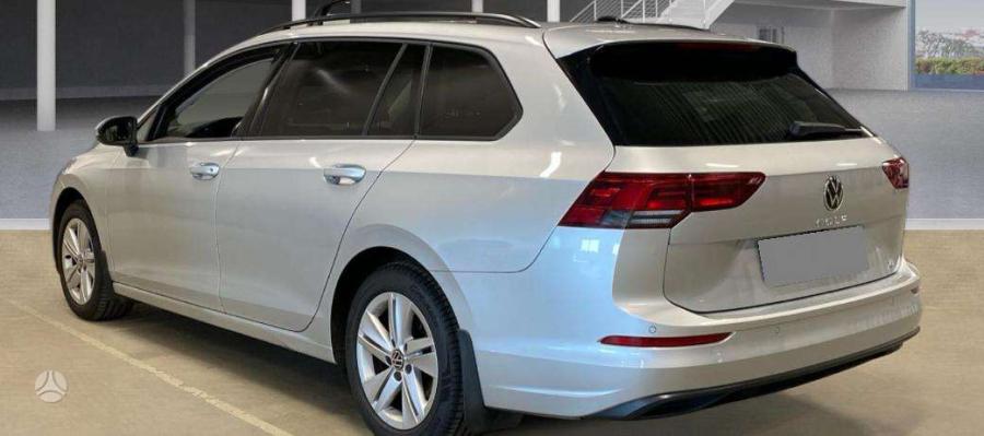 Pelēks Volkswagen Golf 2022 Viļņa, ar dzinēja tilpumu 1.50 L un nobraukumu 117 tūkst. km par 17065 €, foto 5 vietnē AUTOMOTO.COM.LV