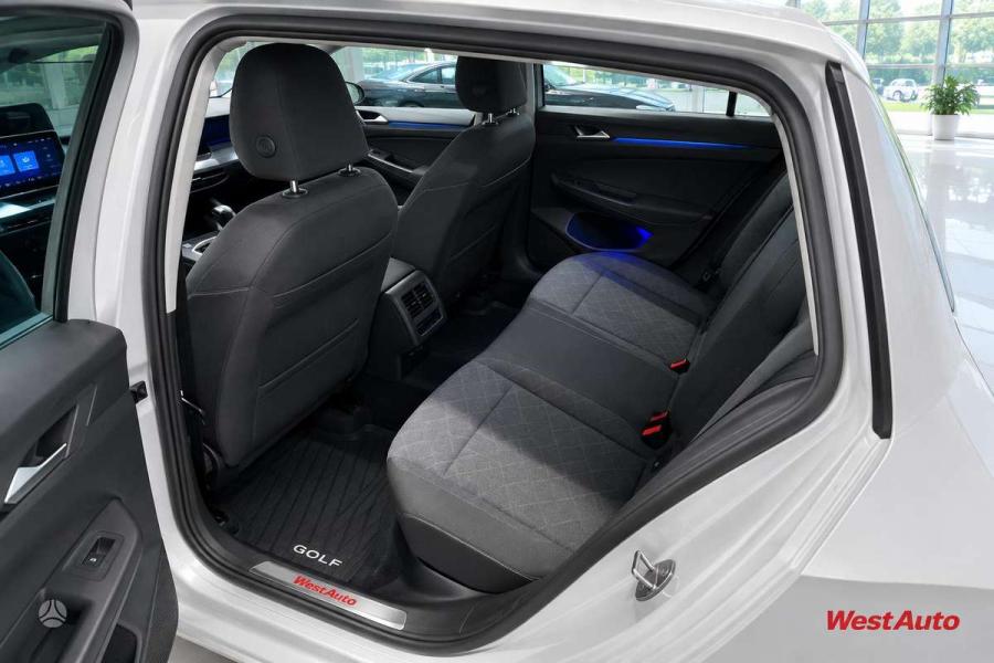 Pelēks Volkswagen Golf 2022 Klaipėda, ar dzinēja tilpumu 1.97 L un nobraukumu 149 tūkst. km par 13983 €, foto 4 vietnē AUTOMOTO.COM.LV