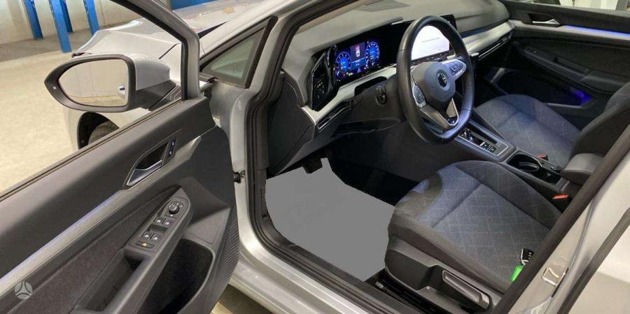 Pelēks Volkswagen Golf 2022 Viļņa, ar dzinēja tilpumu 1.50 L un nobraukumu 24 tūkst. km par 19965 €, foto 7 vietnē AUTOMOTO.COM.LV