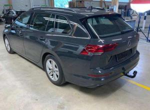 Grey Volkswagen Golf 2022 in Vilnius, with an engine capacity of 1.50 L and mileage of 143 thousand km for 15250 €, photo 5 on AUTOMOTO.COM.LV
