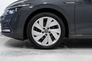 Серый Фольксваген Гольф 2022 в Вильнюс, объемом двигателя 2.00 л и пробегом 148 тыс. км за 17750 €, фото 23 на AUTOMOTO.COM.LV