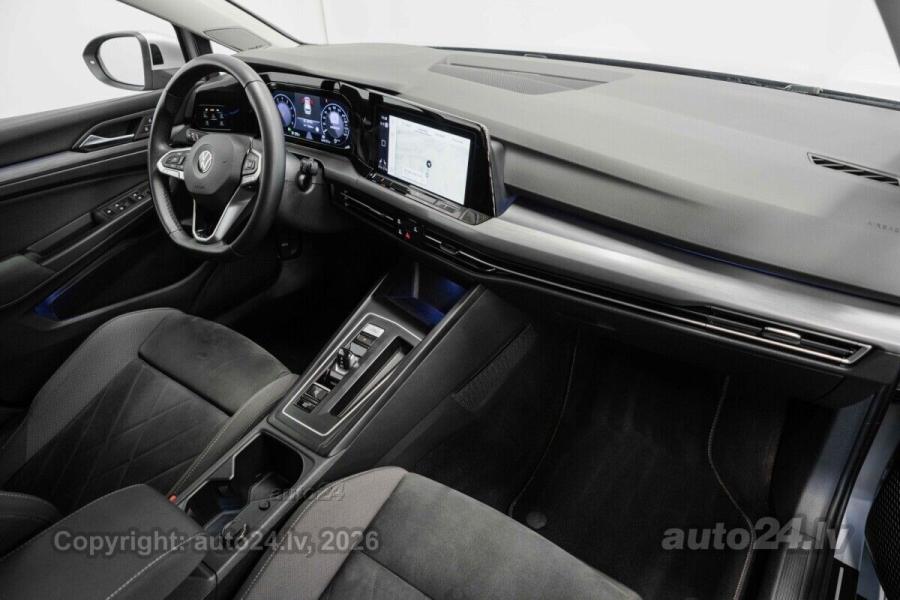 Grey Volkswagen Golf 2022 in Tallinn, with an engine capacity of 1.50 L and mileage of 145 thousand km for 19900 €, photo 8 on AUTOMOTO.COM.LV