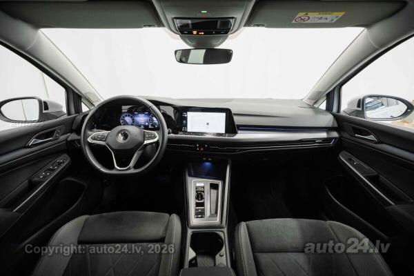 Grey Volkswagen Golf 2022 in Tallinn, with an engine capacity of 1.50 L and mileage of 145 thousand km for 19900 €, photo 10 on AUTOMOTO.COM.LV