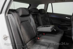 Grey Volkswagen Golf 2022 in Tallinn, with an engine capacity of 1.50 L and mileage of 145 thousand km for 19900 €, photo 13 on AUTOMOTO.COM.LV