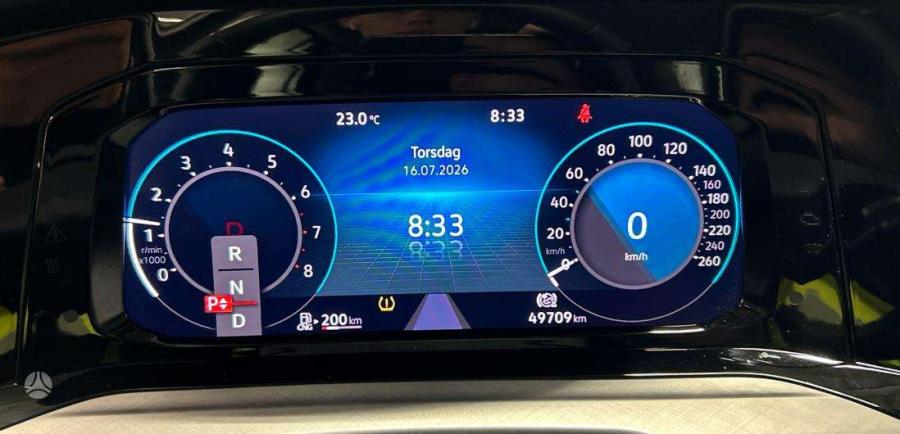 Grey Volkswagen Golf 2022 in Vilnius, with an engine capacity of 1.50 L and mileage of 50 thousand km for 20090 €, photo 10 on AUTOMOTO.COM.LV