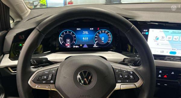 Volkswagen Golf 2022 Viļņa vietnē Pelēks Volkswagen Golf 2022 Viļņa, ar dzinēja tilpumu 1.50 L un nobraukumu 50 tūkst. km par 20090 €, foto 9 vietnē AUTOMOTO.COM.LV