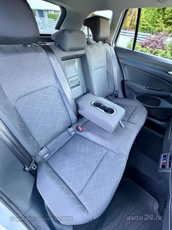 Pelēks Volkswagen Golf 2022 Tallina, ar dzinēja tilpumu 2.00 L un nobraukumu 184 tūkst. km par 15995 €, foto 11 vietnē AUTOMOTO.COM.LV