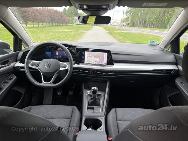 Grey Volkswagen Golf 2023 in Viljandi, with an engine capacity of 1.00 L and mileage of 59 thousand km for 16990 €, photo 5 on AUTOMOTO.COM.LV