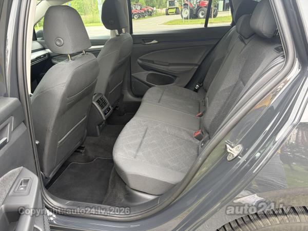 Grey Volkswagen Golf 2023 in Viljandi, with an engine capacity of 1.00 L and mileage of 59 thousand km for 16990 €, photo 9 on AUTOMOTO.COM.LV