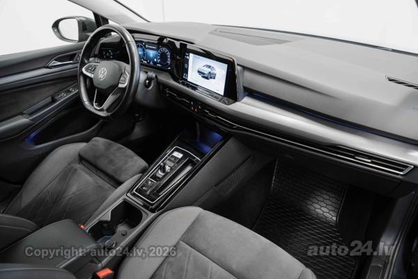 Grey Volkswagen Golf 2023 in Tallinn, with an engine capacity of 2.00 L and mileage of 158 thousand km for 18900 €, photo 8 on AUTOMOTO.COM.LV