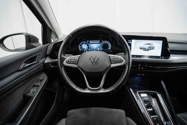 Pelēks Volkswagen Golf 2023 Tallina, ar dzinēja tilpumu 2.00 L un nobraukumu 158 tūkst. km par 18900 €, foto 10 vietnē AUTOMOTO.COM.LV