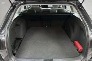 Grey Volkswagen Golf 2023 in Vilnius, with an engine capacity of 1.50 L and mileage of 36 thousand km for 18880 €, photo 13 on AUTOMOTO.COM.LV
