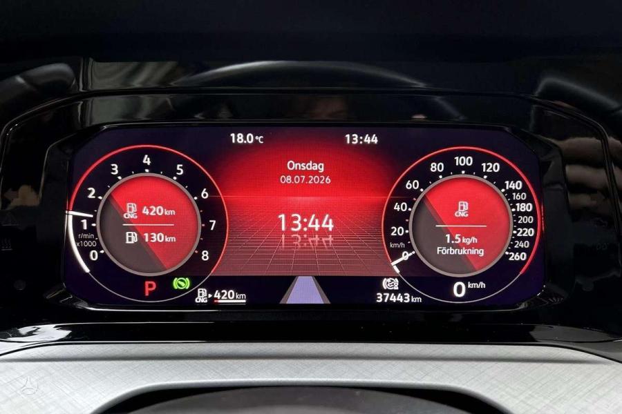 Grey Volkswagen Golf 2023 in Vilnius, with an engine capacity of 1.50 L and mileage of 37 thousand km for 19844 €, photo 9 on AUTOMOTO.COM.LV