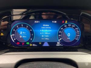 Grey Volkswagen Golf 2023 in Vilnius, with an engine capacity of 1.50 L and mileage of 28 thousand km for 20270 €, photo 10 on AUTOMOTO.COM.LV