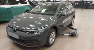 Pelēks Volkswagen Golf 2023 Viļņa, ar dzinēja tilpumu 1.50 L un nobraukumu 42 tūkst. km par 19180 €, foto  vietnē AUTOMOTO.COM.LV