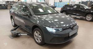 Grey Volkswagen Golf 2023 in Vilnius, with an engine capacity of 1.50 L and mileage of 42 thousand km for 19180 €, photo 4 on AUTOMOTO.COM.LV