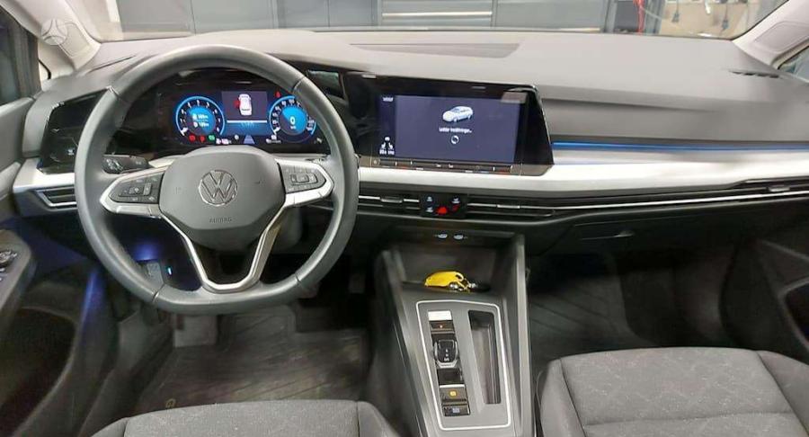 Pelēks Volkswagen Golf 2023 Viļņa, ar dzinēja tilpumu 1.50 L un nobraukumu 46 tūkst. km par 18880 €, foto 7 vietnē AUTOMOTO.COM.LV