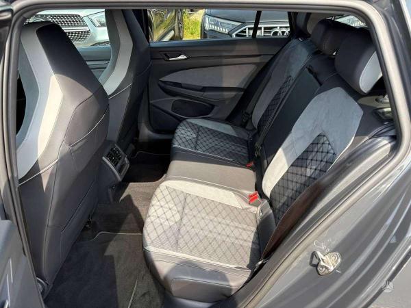 Grey Volkswagen Golf 2023 in Vilnius, with an engine capacity of 1.97 L and mileage of 165 thousand km for 17990 €, photo 10 on AUTOMOTO.COM.LV