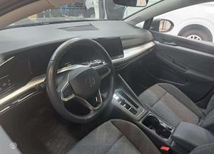 Pelēks Volkswagen Golf 2023 Viļņa, ar dzinēja tilpumu 1.50 L un nobraukumu 19 tūkst. km par 20450 €, foto 7 vietnē AUTOMOTO.COM.LV