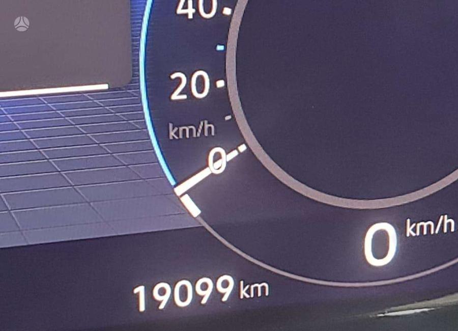 Pelēks Volkswagen Golf 2023 Viļņa, ar dzinēja tilpumu 1.50 L un nobraukumu 19 tūkst. km par 20450 €, foto 8 vietnē AUTOMOTO.COM.LV