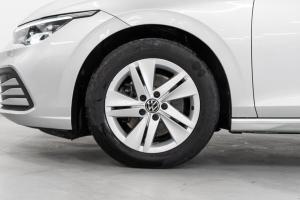 Pelēks Volkswagen Golf 2023 Viļņa, ar dzinēja tilpumu 2.00 L un nobraukumu 92 tūkst. km par 18450 €, foto 21 vietnē AUTOMOTO.COM.LV