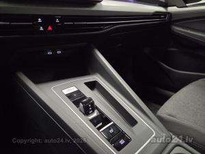 Pelēks Volkswagen Golf 2024 Tallina, ar dzinēja tilpumu 1.50 L un nobraukumu 32 tūkst. km par 22900 €, foto 13 vietnē AUTOMOTO.COM.LV