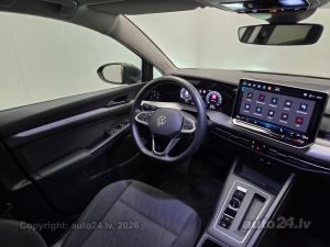 Pelēks Volkswagen Golf 2024 Tallina, ar dzinēja tilpumu 1.50 L un nobraukumu 32 tūkst. km par 22900 €, foto 14 vietnē AUTOMOTO.COM.LV