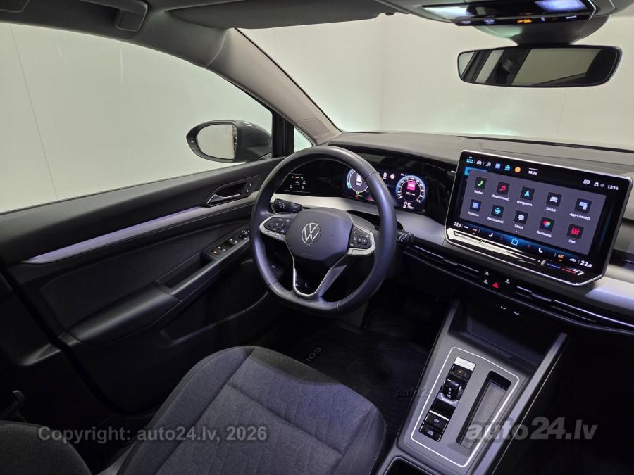 Pelēks Volkswagen Golf 2024 Tallina, ar dzinēja tilpumu 1.50 L un nobraukumu 32 tūkst. km par 22900 €, foto 14 vietnē AUTOMOTO.COM.LV