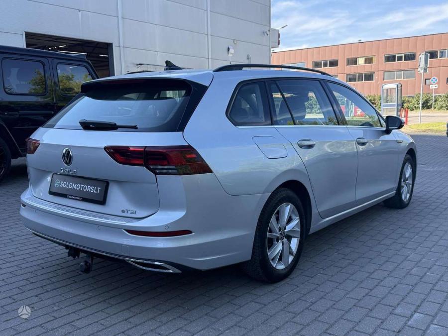 Grey Volkswagen Golf 2024 in Vilnius, with an engine capacity of 1.50 L and mileage of 22 thousand km for 19999 €, photo 4 on AUTOMOTO.COM.LV