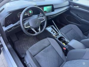 Grey Volkswagen Golf 2024 in Vilnius, with an engine capacity of 1.50 L and mileage of 22 thousand km for 19999 €, photo 15 on AUTOMOTO.COM.LV