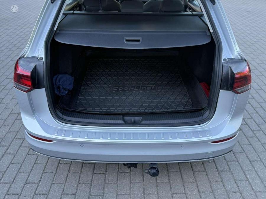 Grey Volkswagen Golf 2024 in Vilnius, with an engine capacity of 1.50 L and mileage of 22 thousand km for 19999 €, photo 24 on AUTOMOTO.COM.LV