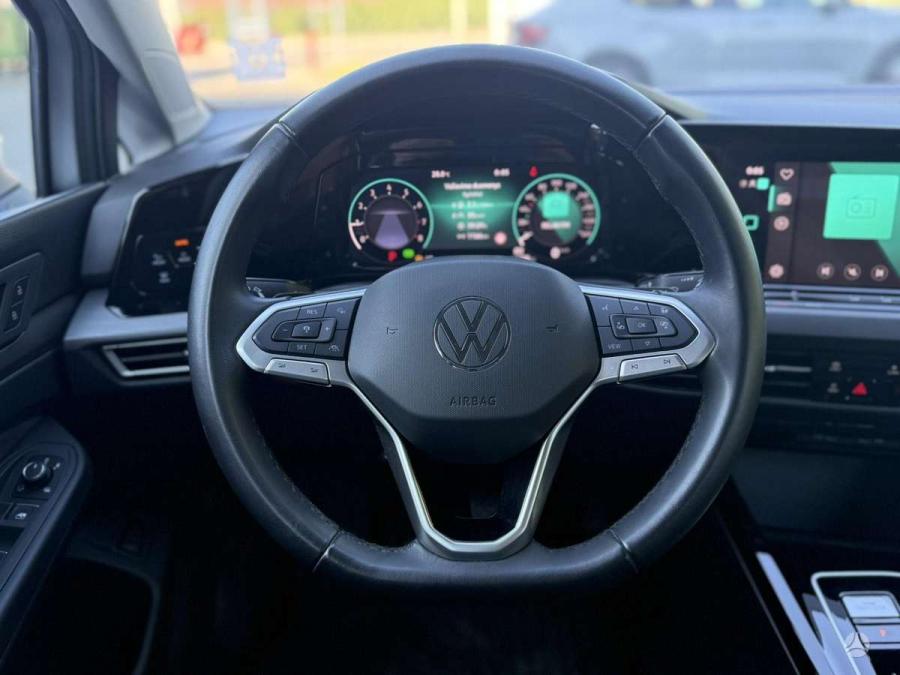 Grey Volkswagen Golf 2024 in Vilnius, with an engine capacity of 1.50 L and mileage of 22 thousand km for 19999 €, photo 28 on AUTOMOTO.COM.LV
