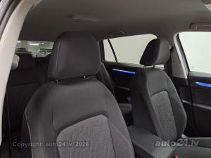 Pelēks Volkswagen Golf 2024 Tallina, ar dzinēja tilpumu 1.50 L un nobraukumu 44 tūkst. km par 23900 €, foto 19 vietnē AUTOMOTO.COM.LV