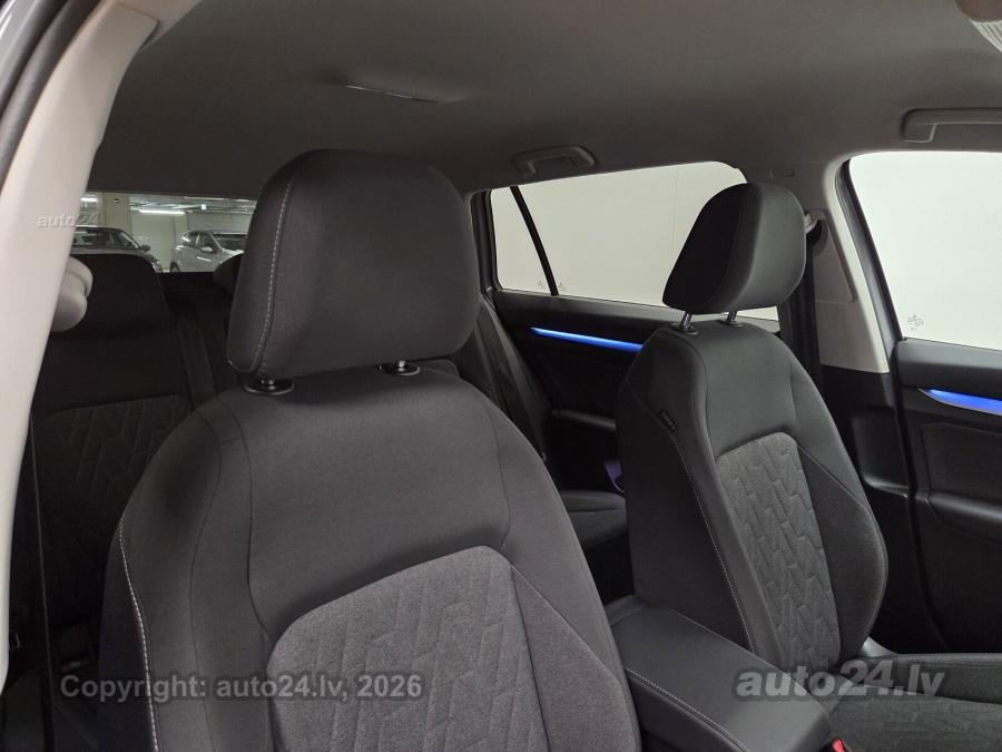 Pelēks Volkswagen Golf 2024 Tallina, ar dzinēja tilpumu 1.50 L un nobraukumu 44 tūkst. km par 23900 €, foto 19 vietnē AUTOMOTO.COM.LV