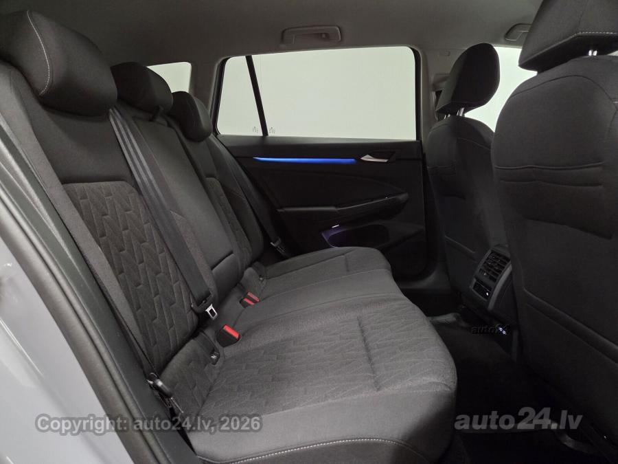 Pelēks Volkswagen Golf 2024 Tallina, ar dzinēja tilpumu 1.50 L un nobraukumu 44 tūkst. km par 23900 €, foto 20 vietnē AUTOMOTO.COM.LV