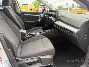 Pelēks Volkswagen Golf 2024 Viljandi, ar dzinēja tilpumu 1.50 L un nobraukumu 48 tūkst. km par 22990 €, foto 8 vietnē AUTOMOTO.COM.LV