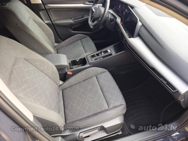Серый Фольксваген Гольф 2024 в Таллин, объемом двигателя 2.00 л и пробегом 57 тыс. км за 19999 €, фото 11 на AUTOMOTO.COM.LV