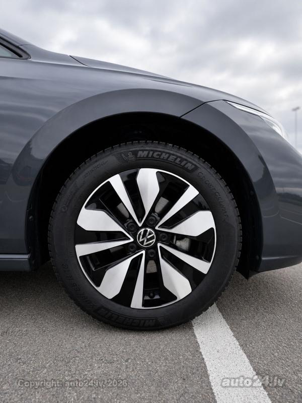Pelēks Volkswagen Golf 2025 Rīga, ar dzinēja tilpumu 1.50 L un nobraukumu 7 tūkst. km par 27000 €, foto 8 vietnē AUTOMOTO.COM.LV