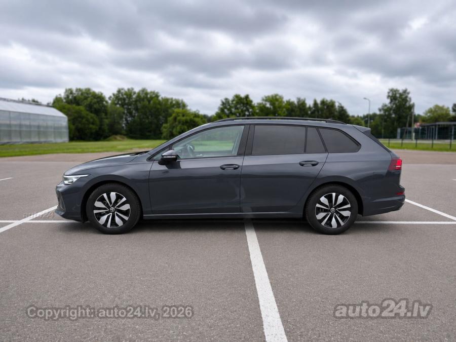 Grey Volkswagen Golf 2025 in Riga, with an engine capacity of 1.50 L and mileage of 7 thousand km for 27000 €, photo 5 on AUTOMOTO.COM.LV