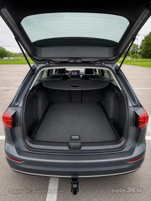 Grey Volkswagen Golf 2025 in Riga, with an engine capacity of 1.50 L and mileage of 7 thousand km for 27000 €, photo 10 on AUTOMOTO.COM.LV